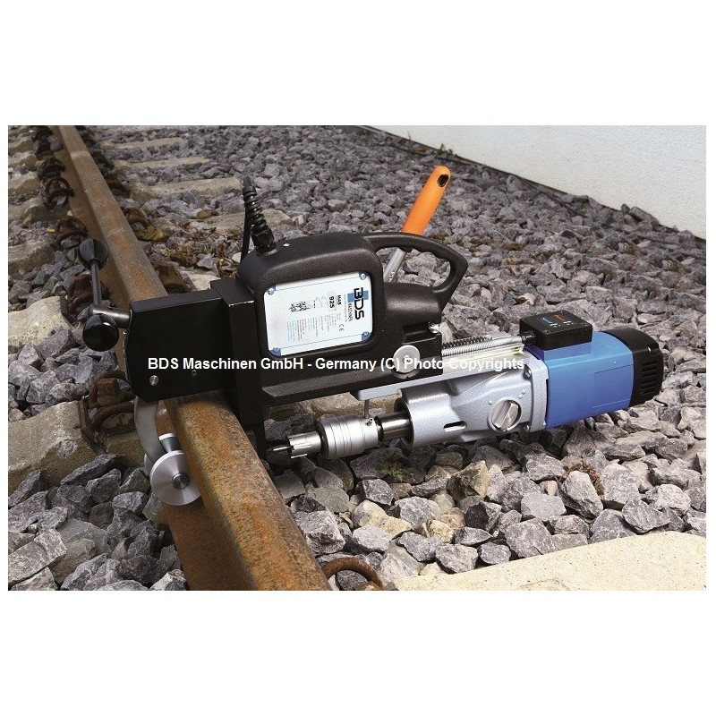 BDS RailMAB 915 magnetic drill